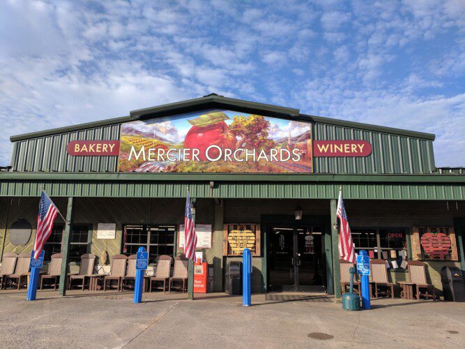 Mercier Orchards - Mountain Lake Beach